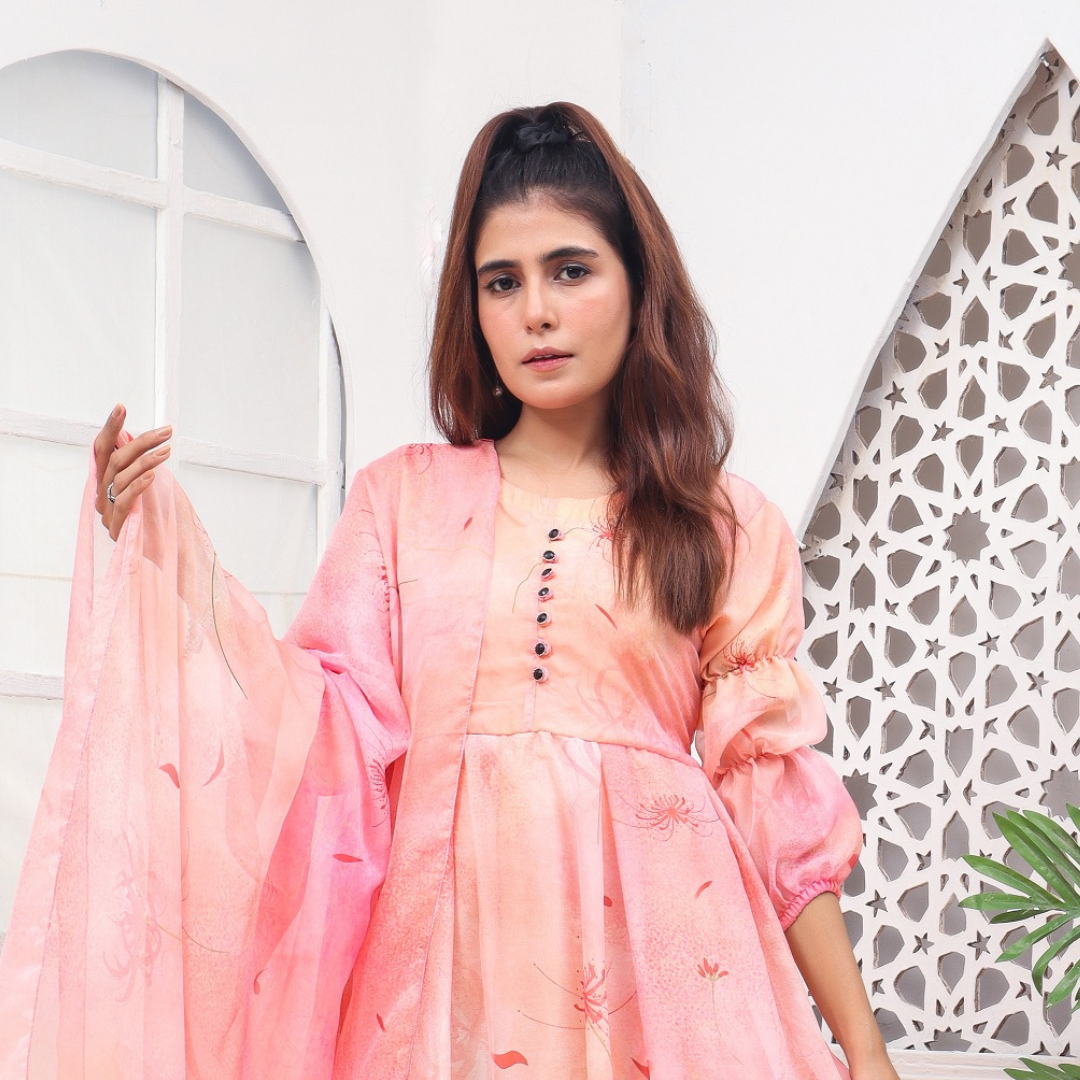 Hareem Fatima Online